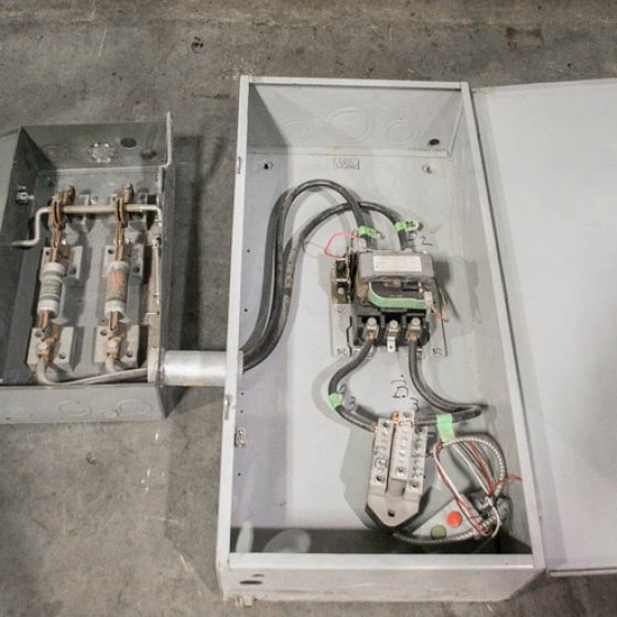 Electrical Control Power Box with disconnect – Coast Machinery Group