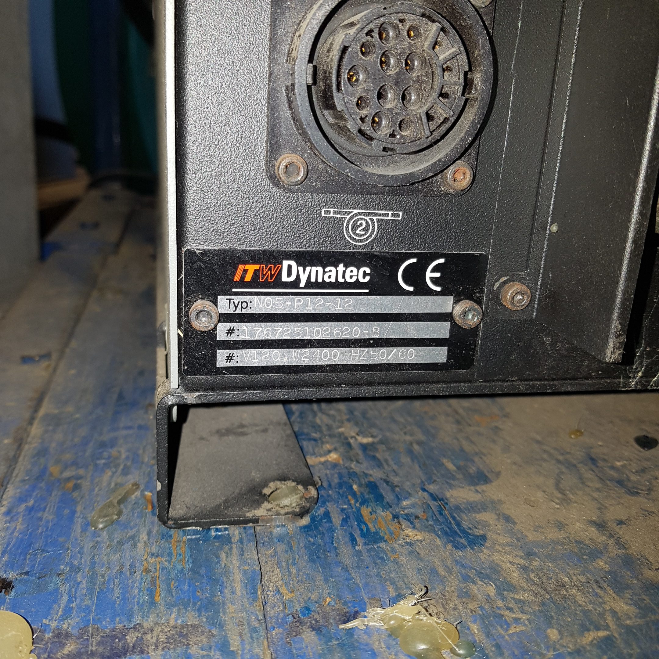 ITW Dynatec Hot Melt Adhesive Applicator – Coast Machinery Group